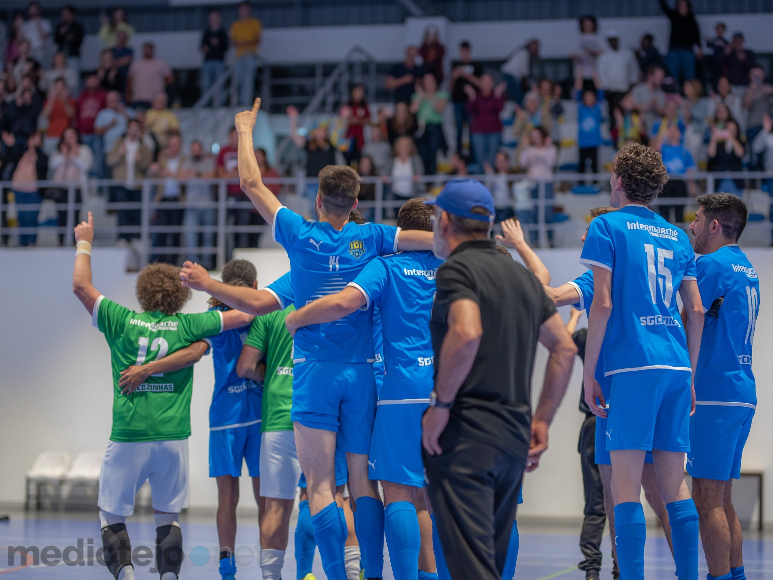 Futsal | Mação ganha 60-0 ao Benavente e sagra-se campeão distrital ...